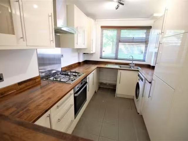 New 1 bedroom maisonette for rent in Wood Common, Birchwood Ar.
