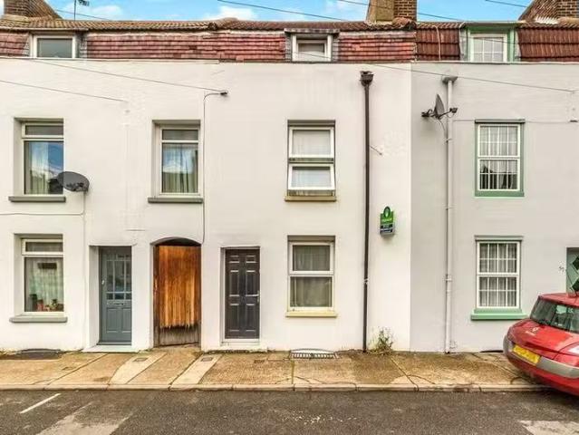 Unique 1 bedroom Room to rent, Layfield Road, Gillingham, ME7.