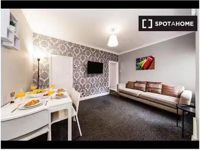 For Rent! 1 BR 4 bedroom apartment for rent in Addiscombe, Lon.