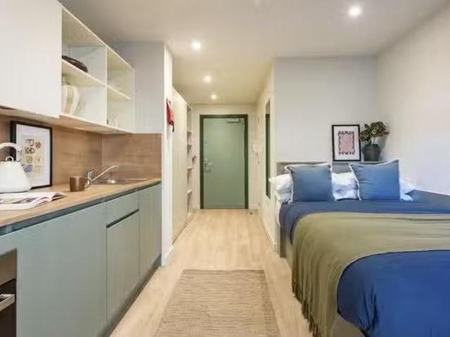 Cheap 1 BR City Wharf Classic Ensuite