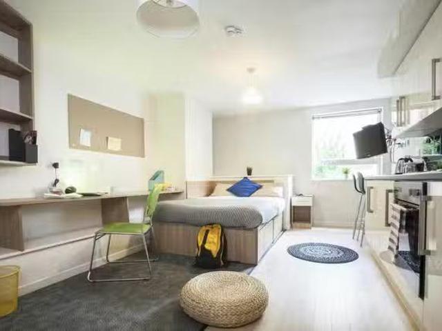 Unique 1 BR Elizabeth Croll House Classic Studio