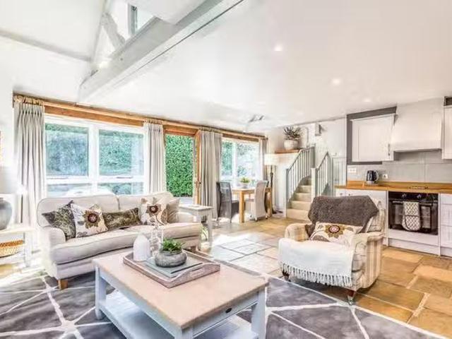 Unique 1 BR Five Acres