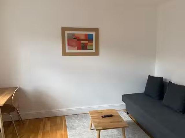 Cheap 1 BR King's Terrace