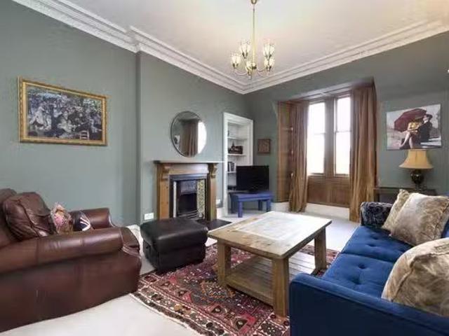 Charming 1 BR Jeffrey Street