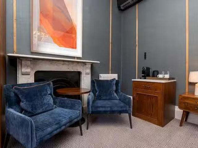 Nice 1 BR Milsom Street