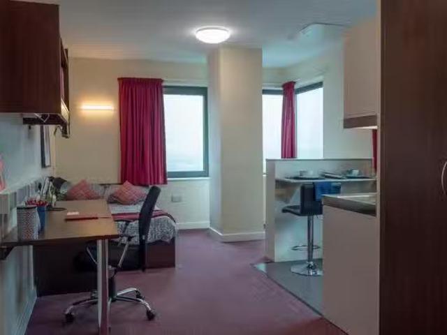 Just in! 1 BR St George’s Tower Premium Studio