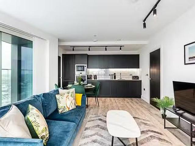 Cheap 1 BR Portal Way, London