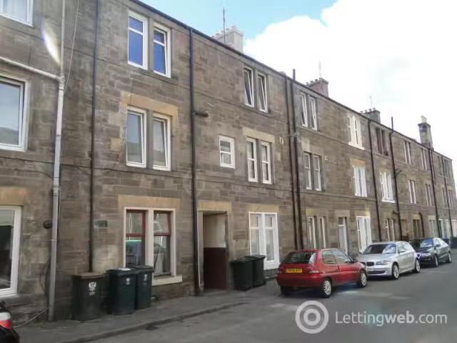 Deal! 1 BR Property to rent in 13 F1/1, Inchaffray Street, Per.