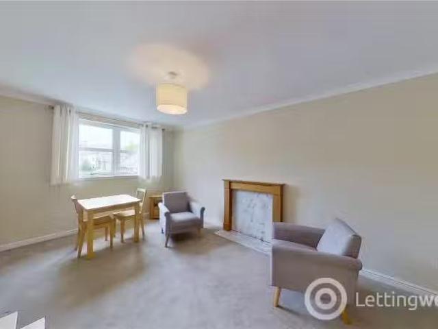 Just in! 1 BR Property to rent in Craighouse Park, Edinburgh.