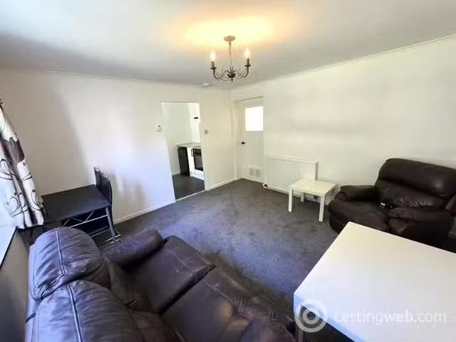 New 1 BR Property to rent in Dempsey Terrace, Old Aberdeen, Ab.