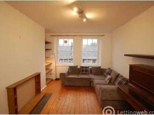 Just in! 1 BR Property to rent in east cross causeway