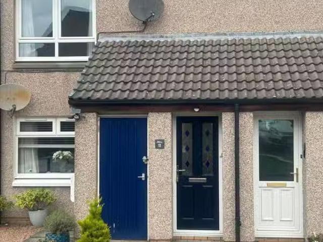 Charming 1 BR Property to rent in Glencoul Avenue, Dalgety Bay.
