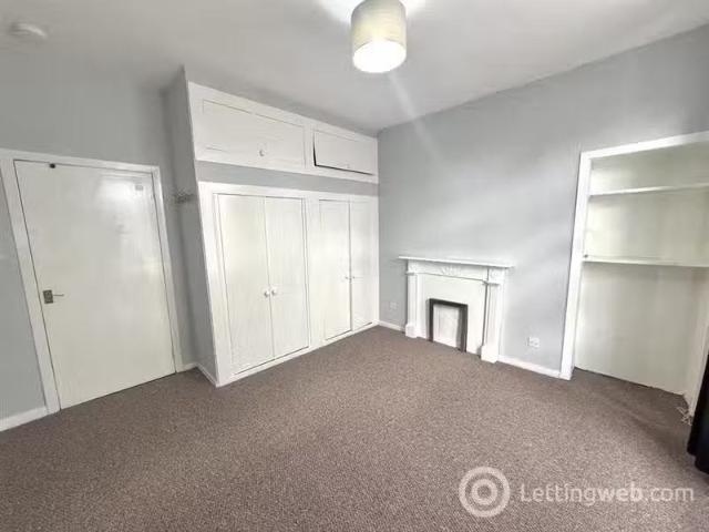 Deal! 1 BR Property to rent in Lyon Street, Dundee