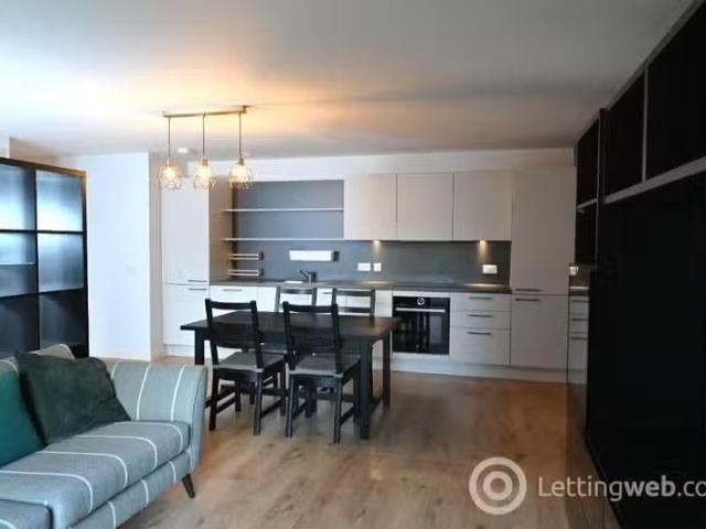 New 1 BR Property to rent in Pillans Place, Leith, Edinburgh.