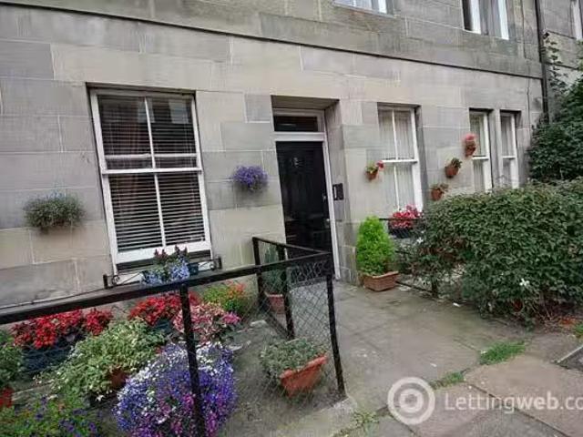 Cheap 1 BR Property to rent in Saxe Coburg Terrace, Edinburgh