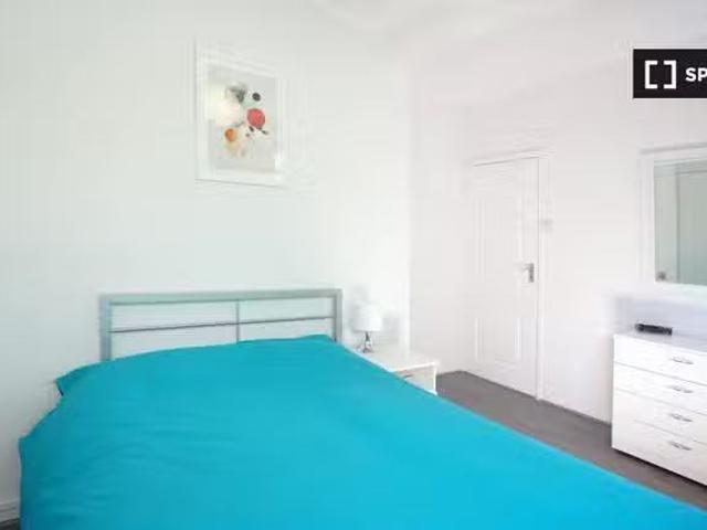 Charming 1 BR Room in a shared 4 bedroom flat for rent in London