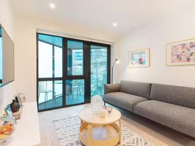 Cozy 1 BR Regent's Park Road
