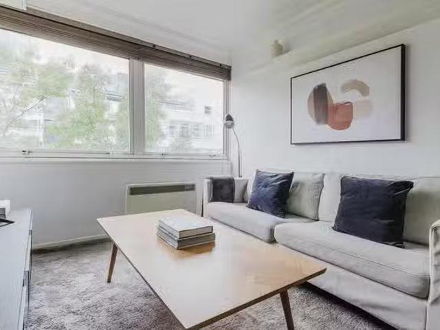 Just in! 1 Room Fitzroy Street, Fitzrovia 1 Bedroom 1 Bath