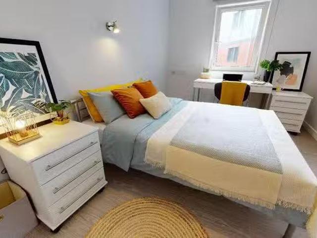 New 1 Room i Q Kerria Apartments Silver Two Bed