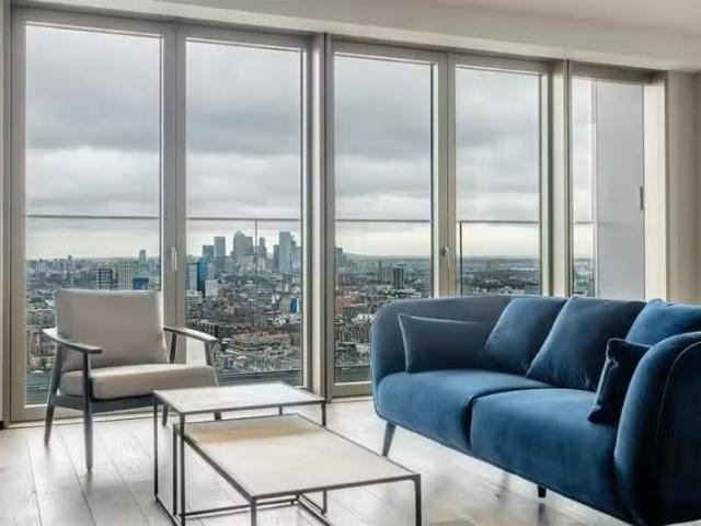 Nice 2 BA 3 bedroom apartment for rent in The Stage, Shoreditc.