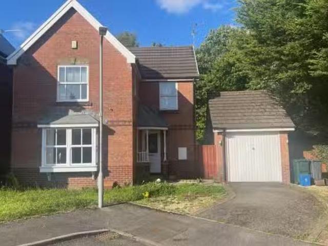 Deal! 2 BA 3 bedroom detached house for rent in High Bank Card.