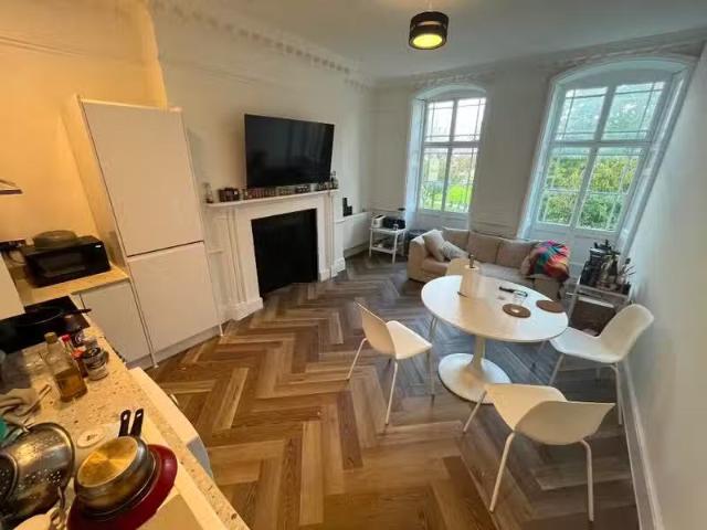 Rental! 2 BA 3 bedroom flat for rent in King Square, Bristol.