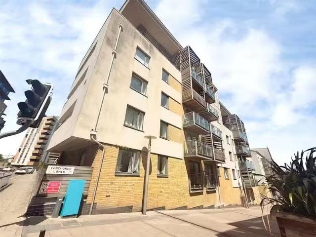 For Rent! 2 BA 3 bedroom Flat to rent, Fleet Street, Brighton.