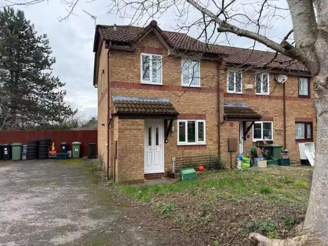 Rental! 2 BA 3 bedroom house for rent in Whitley Mead, Stoke G.