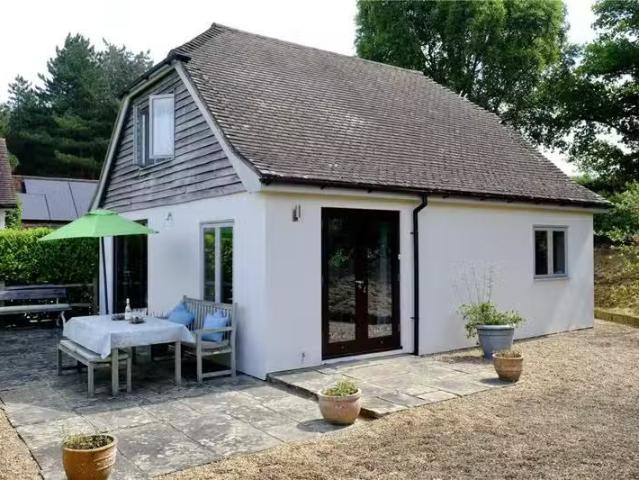 For Rent! 2 BA 3 bedroom semi detached house for rent in Heysh.