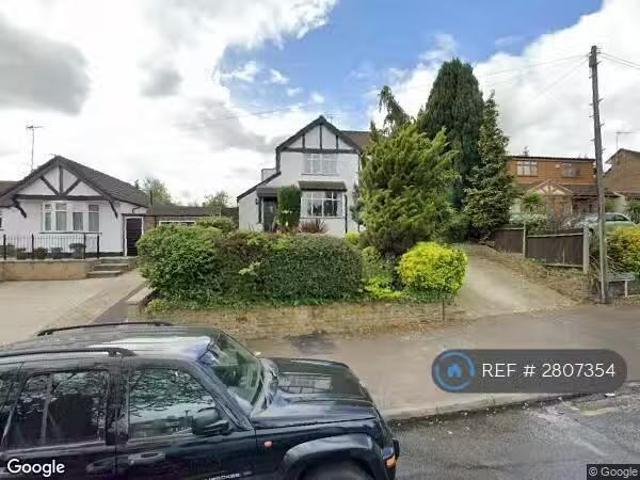 For Rent! 2 BA 1 bedroom house share for rent in Marion Cresce.
