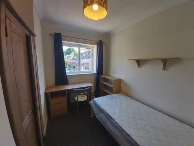 Cheap 2 BA 1 bedroom house share for rent in Regency Place, Ca.