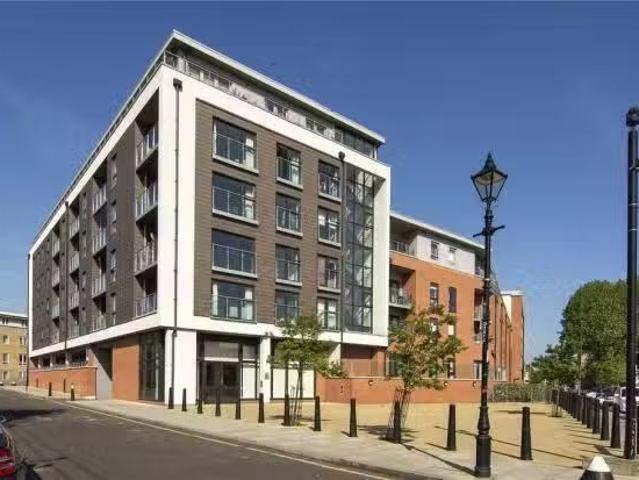 Charming 2 BA 2 bedroom apartment for rent in Windsor Court, M.