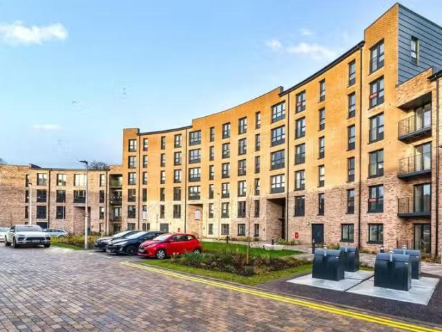 New 2 BA 2 bedroom apartment for rent in Blackwell Road, Edinb.