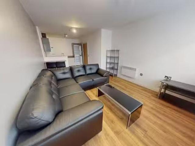 Deal! 2 BA 2 bedroom apartment for rent in Mint Drive, Hockley.