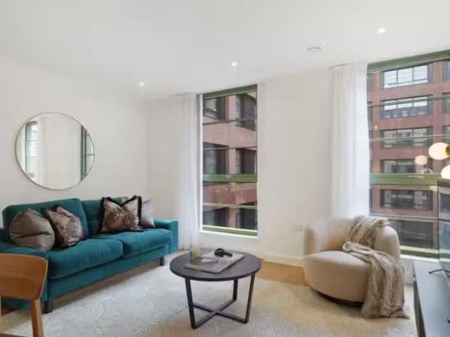 Unique 2 BA 2 bedroom apartment for rent in Sadlers Place, B5