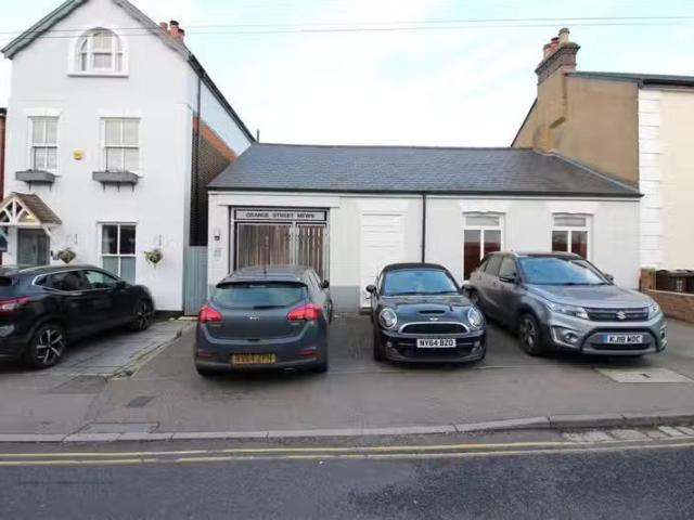 Cozy 2 BA 2 bedroom duplex for rent in Grange Street Mews, Gra.
