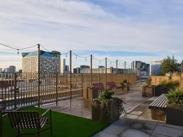 Charming 2 BA 2 bedroom flat for rent in APO The Holloway, Ell.