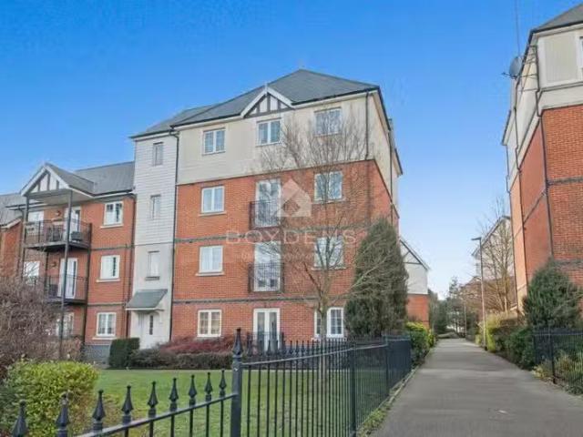 Unique 2 BA 2 bedroom flat for rent in Axial Drive Colchester.