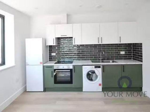 Deal! 2 BA 2 bedroom Flat to rent, Harpur Street, Bedford, MK4.