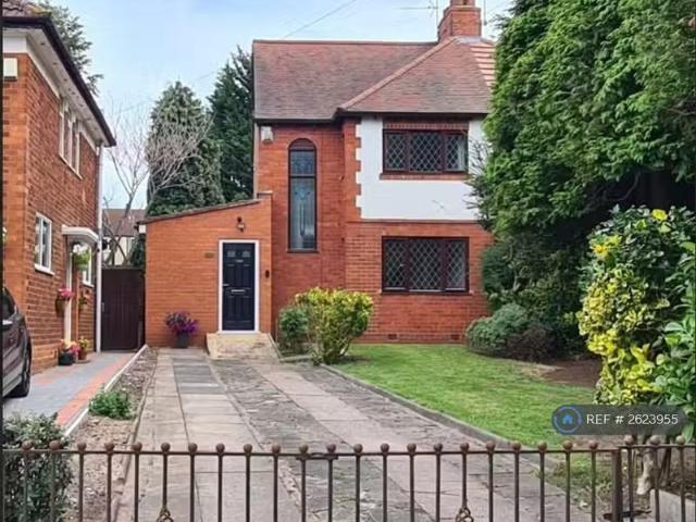 Charming 2 BA 2 bedroom semi detached house for rent in Turfpi.