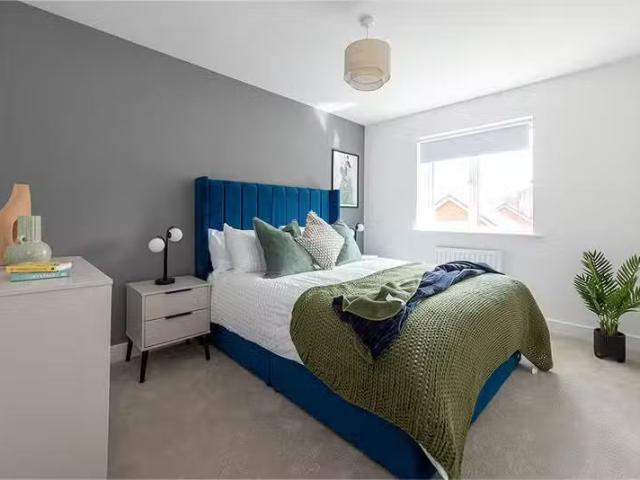 Deal! 2 BA 4 bedroom detached house for rent in Leaf Living at.