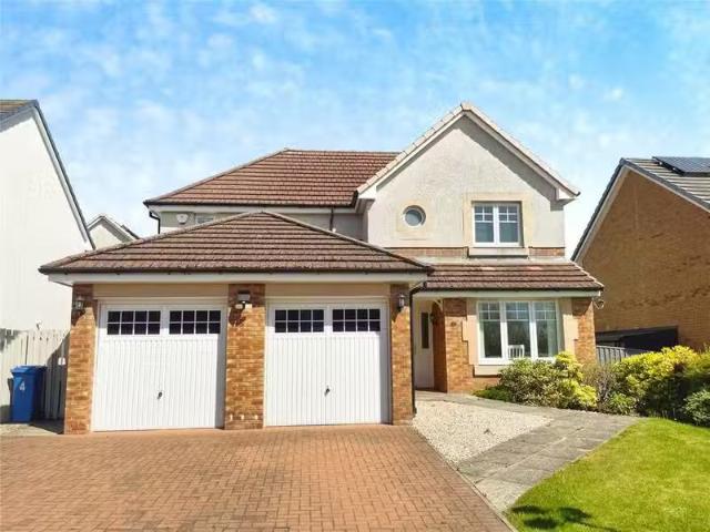 Deal! 2 BA 4 bedroom Detached House to rent, Newtonmore Drive.