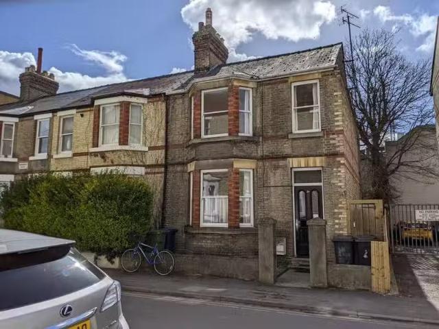 Nice 2 BA 4 bedroom end of terrace house for rent in Warkworth.