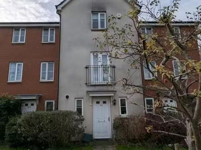 Charming 2 BA 4 bedroom house for rent in Wordsworth Road – 79.