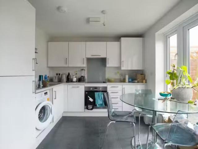 New 2 bedroom terraced house for rent in Crofts End Road, Spee.