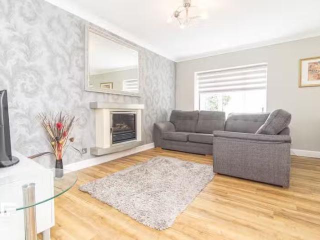 New 2 bedroom apartment for rent in Mariners Heights, Penarth.