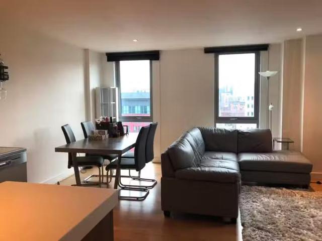 For Rent! 2 bedroom apartment for rent in Navigation Street, B.