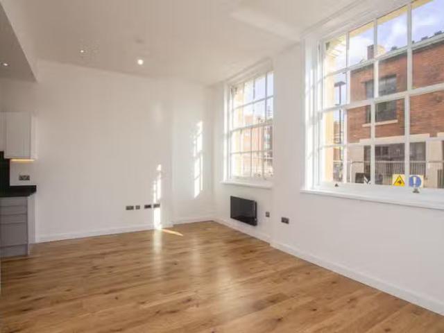 Cheap 2 bedroom apartment for rent in Sloane Street, Birmingha.