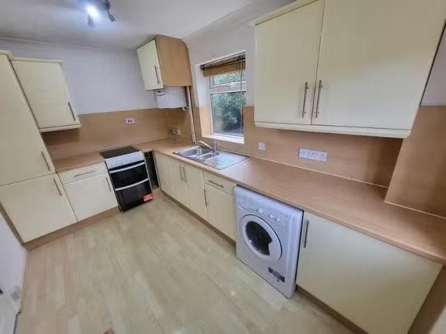 Cozy 2 bedroom apartment for rent in Surrey Road, Bournemouth.