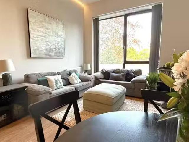 Nice 2 bedroom apartment for rent in The Franklin, Bournville.